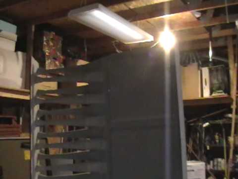 Demonstrating my Whelen WPS-3000 Tornado Siren 3 minute Attack Signal ...