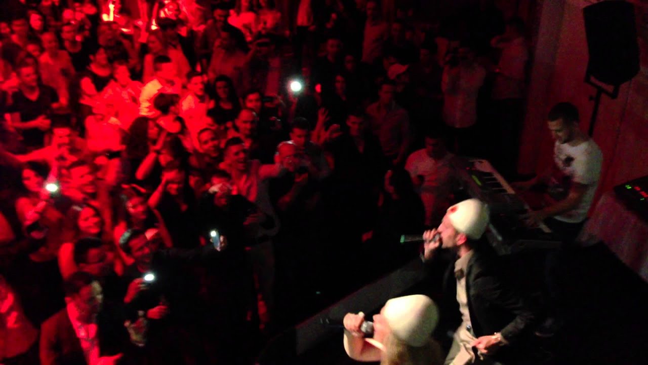 Mandi & Silva Gunbardhi Disko Enjoy Stuttgart - YouTube