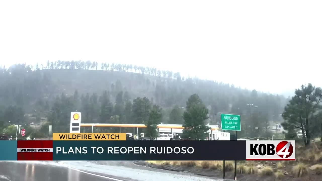 Ruidoso and federal leaders brace for long recovery process - YouTube