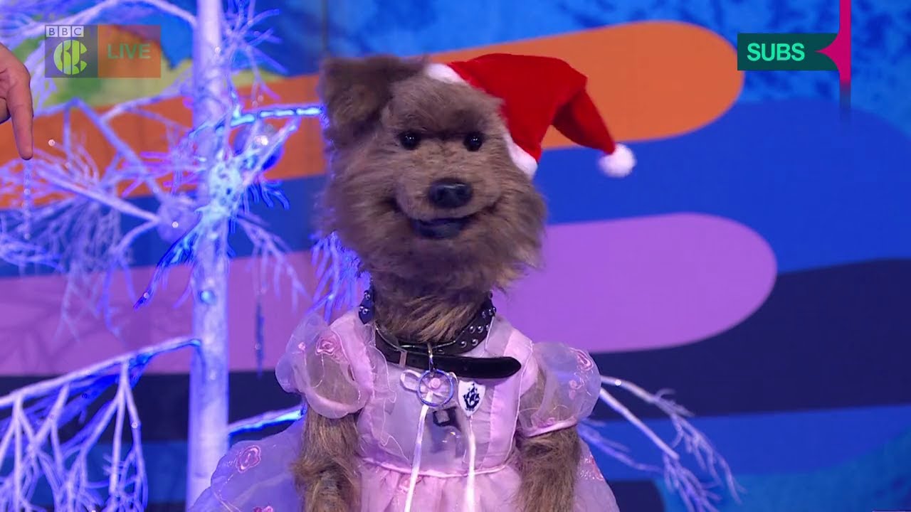 CBBC Blue Peter intro 2-12-22 - YouTube