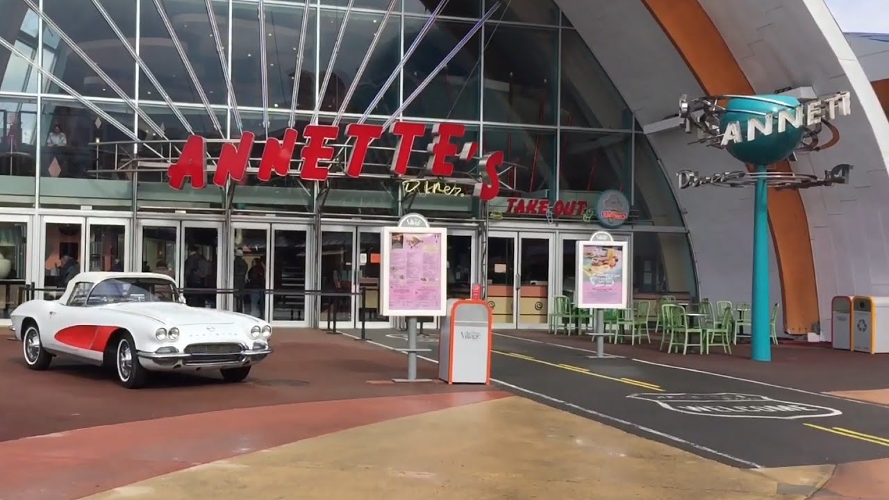 Annette’s Diner at Disneyland Paris - Prices and Review - YouTube