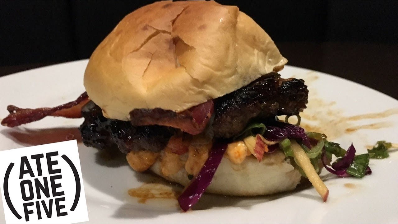 Abreo, Thai Fighter Burger: Ate One Five - YouTube