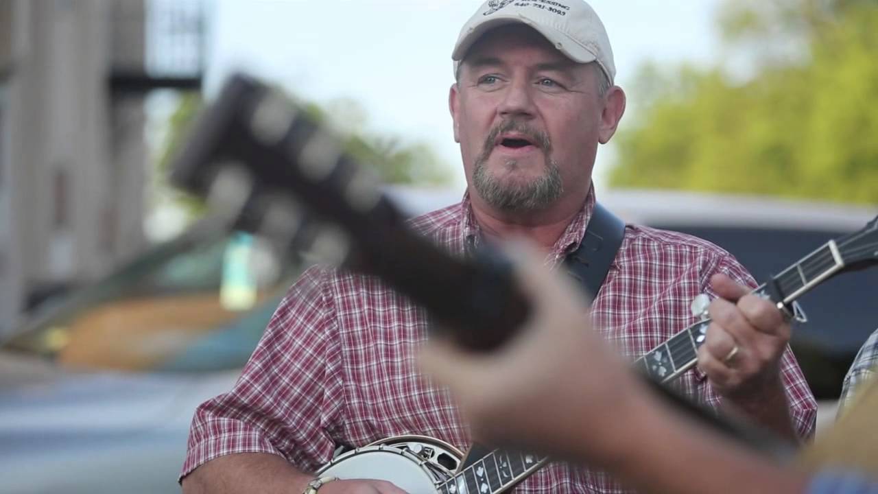 Street Music in Floyd, Virginia - YouTube