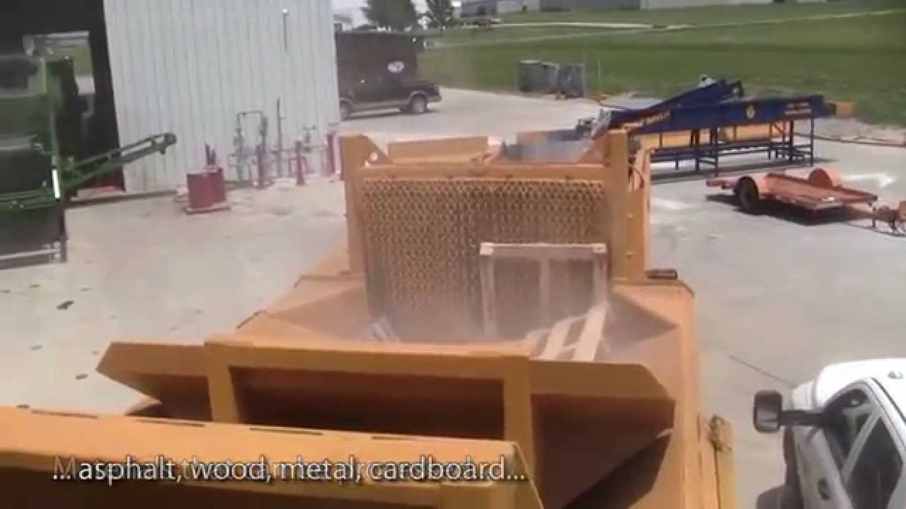 Maxigrind 460 Portable Horizontal Grinder - YouTube