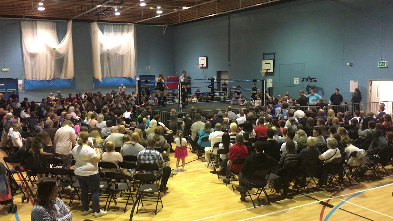 Lou King Sharp vs Viper aka Piper Niven 17/06/18 Premier British ...