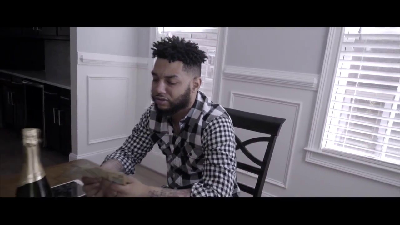 DC White "BrokeDaBank" Intro Dir By@FlyVision - YouTube