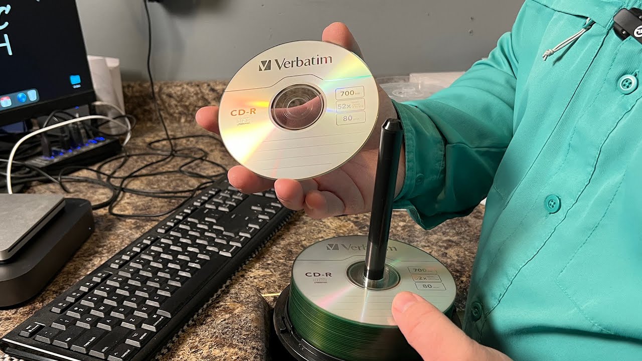Verbatim 100 Pack Cd R Blank Discs - YouTube