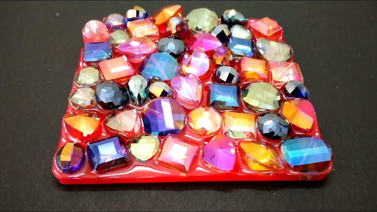 Casting Crystal Beads In Resin | Hobby Vlogs - YouTube