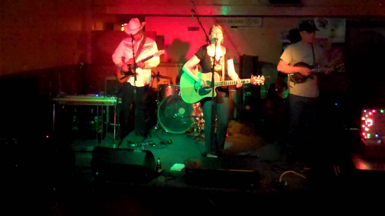 Zoe Muth and the Lost High Rollers -- Heart Like A Wheel - YouTube