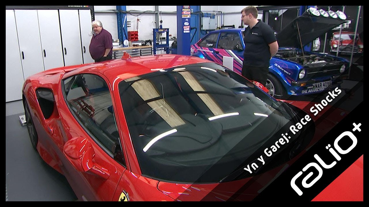 Race Shocks | Yn y Garej | Howard Davies learns all about shocks - YouTube