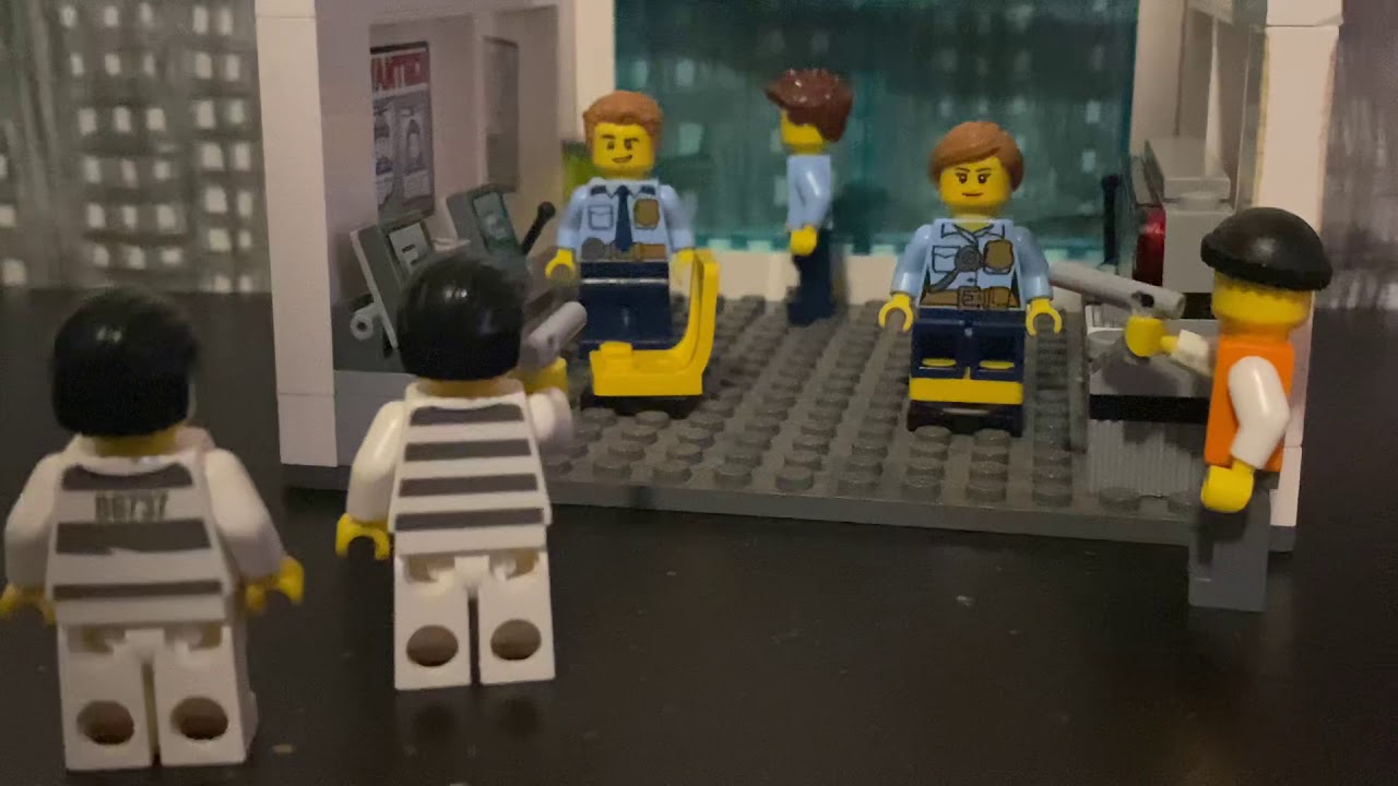 The Bad Guys Shoot Guards In The Security Camera Room - YouTube