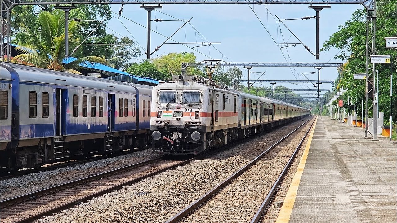 Speed Upgraded 110 Kmph 💥 22646 Ahilyanagari Express || Mararikulam ...