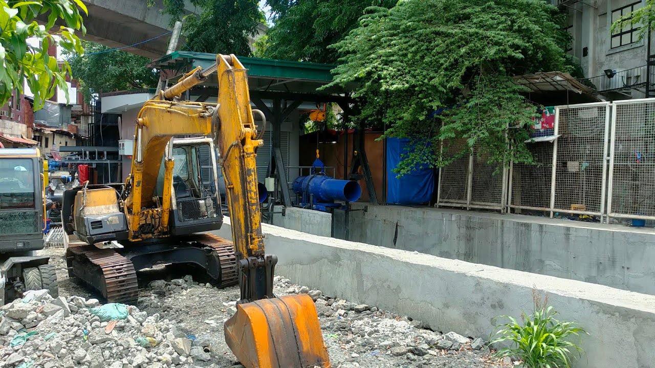 ISA PANG ESTERO MAGBABAGO RIN! LRT 2 LEGARDA STATION,SAN JUAN RIVER ...