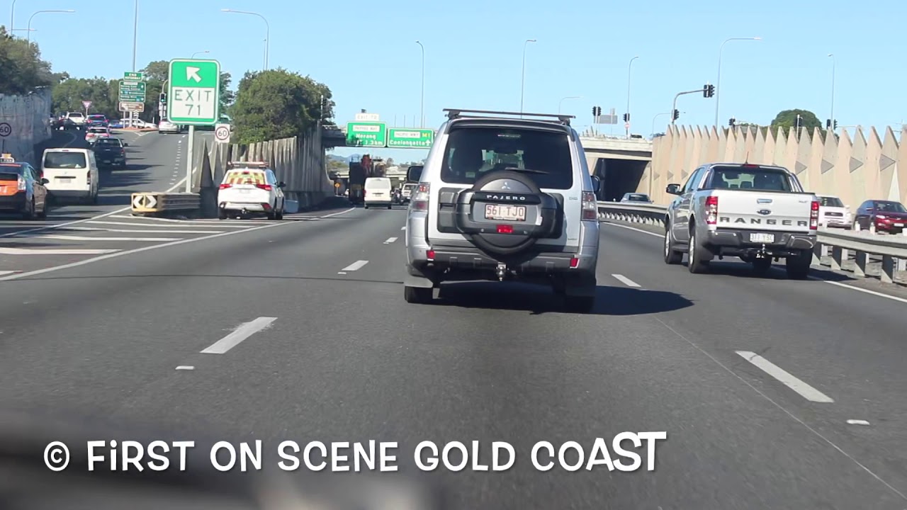 Fridge on the M1, Nerang - YouTube