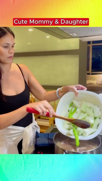 ANG CUTE NI DEIA! LOVE NYA LUTO NI MOMMY IZA...😍🥰😘💗💓#shorts #izacalzado #viralshorts # ...