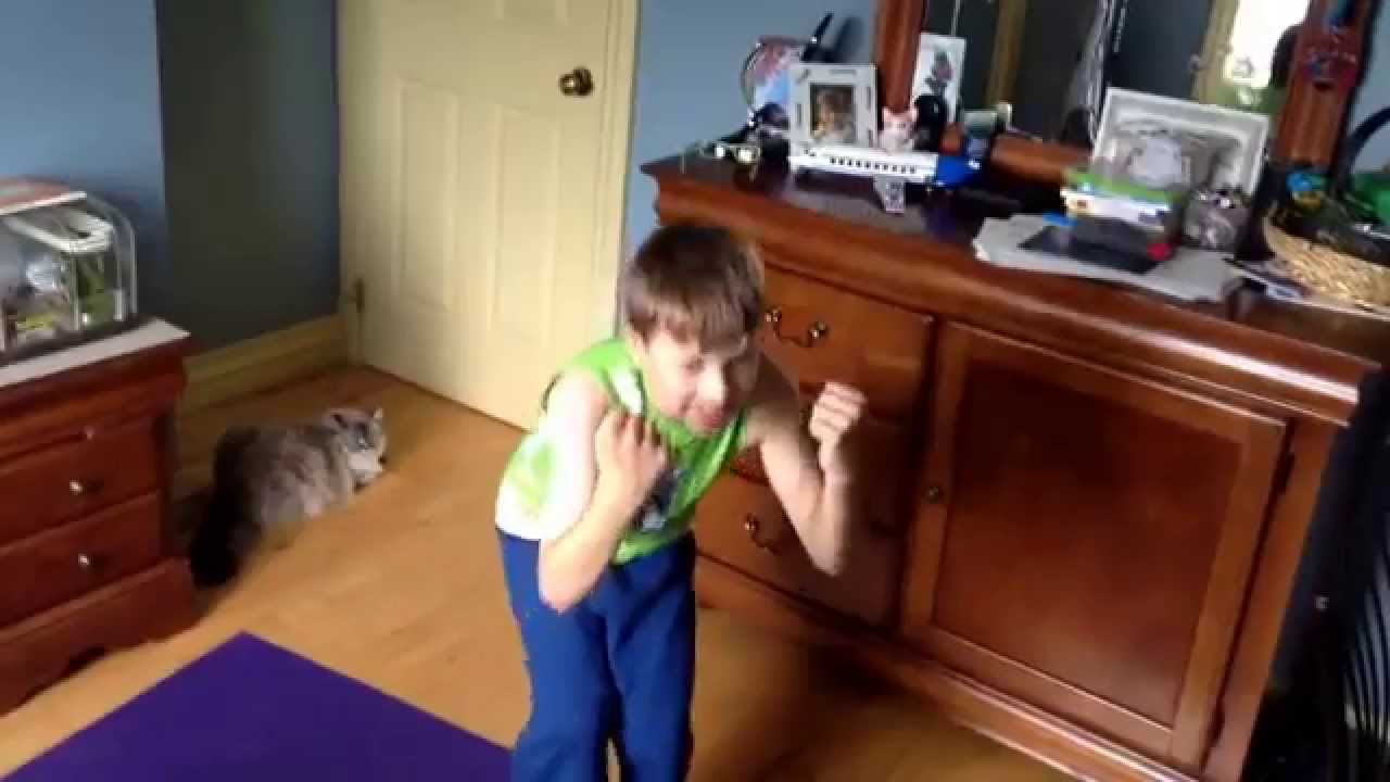 How to get a six pack for 10 year olds in 5 minutes - YouTube