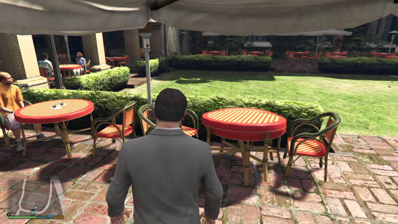 Grand Theft Auto V Cutscene Glitch - 2 Tables Banging - YouTube
