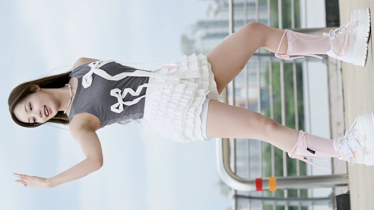 [8K 직캠] 240511 리센느(RESCENE) 원이(WONI) UhUh 직캠(fancam) 여의도한강 버스킹 - YouTube