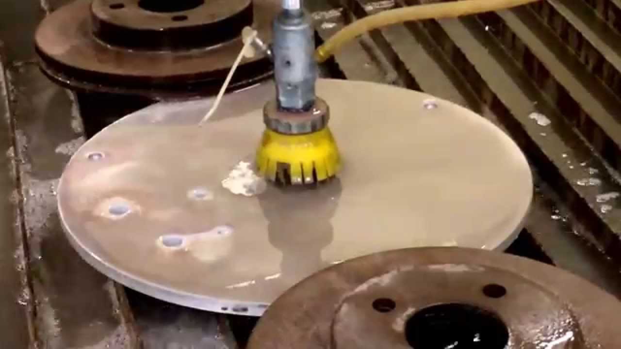Cutting an aluminum fixture plate on the water jet - YouTube
