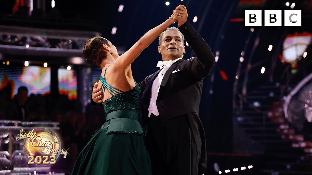 Krishnan and Lauren Quickstep to The Lady Is A Tramp by Frank Sinatra BBC Strictly 2023 - YouTube