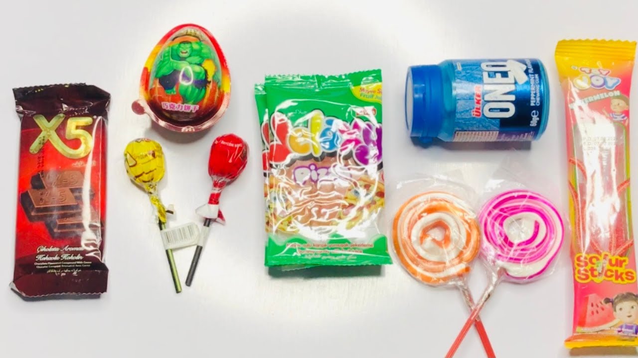 ASMR Satisfying Candy Sounds | Unwrapping & Shaking Sweet Treats! - YouTube