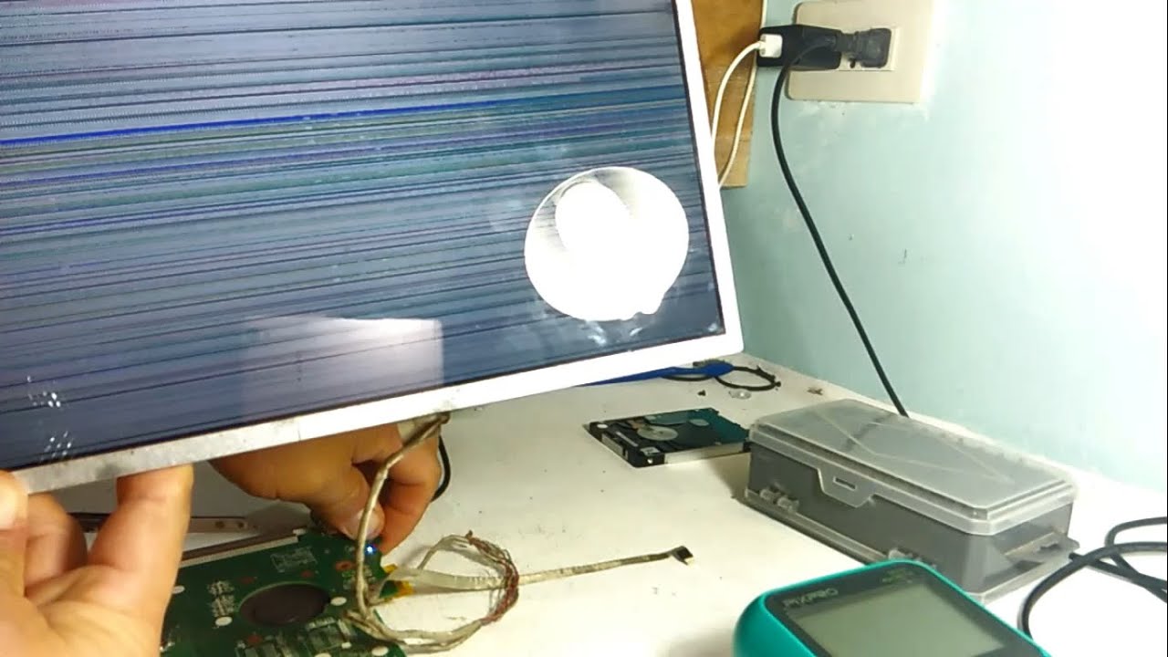 EMACHINES D732Z flickering Display Flex Cable Problem How to repair ...