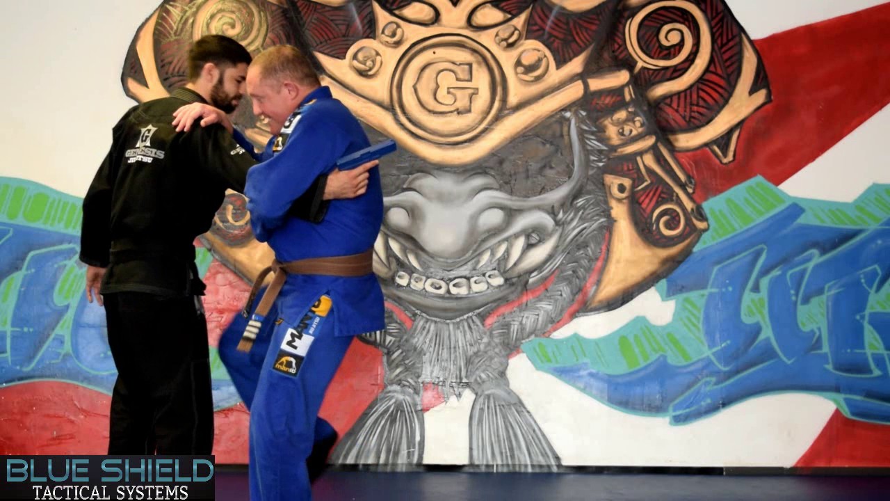 Blue Shield Tactical Systems Pistol Defense from Behind - YouTube