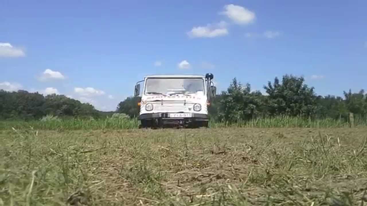 Unimog 407 - YouTube