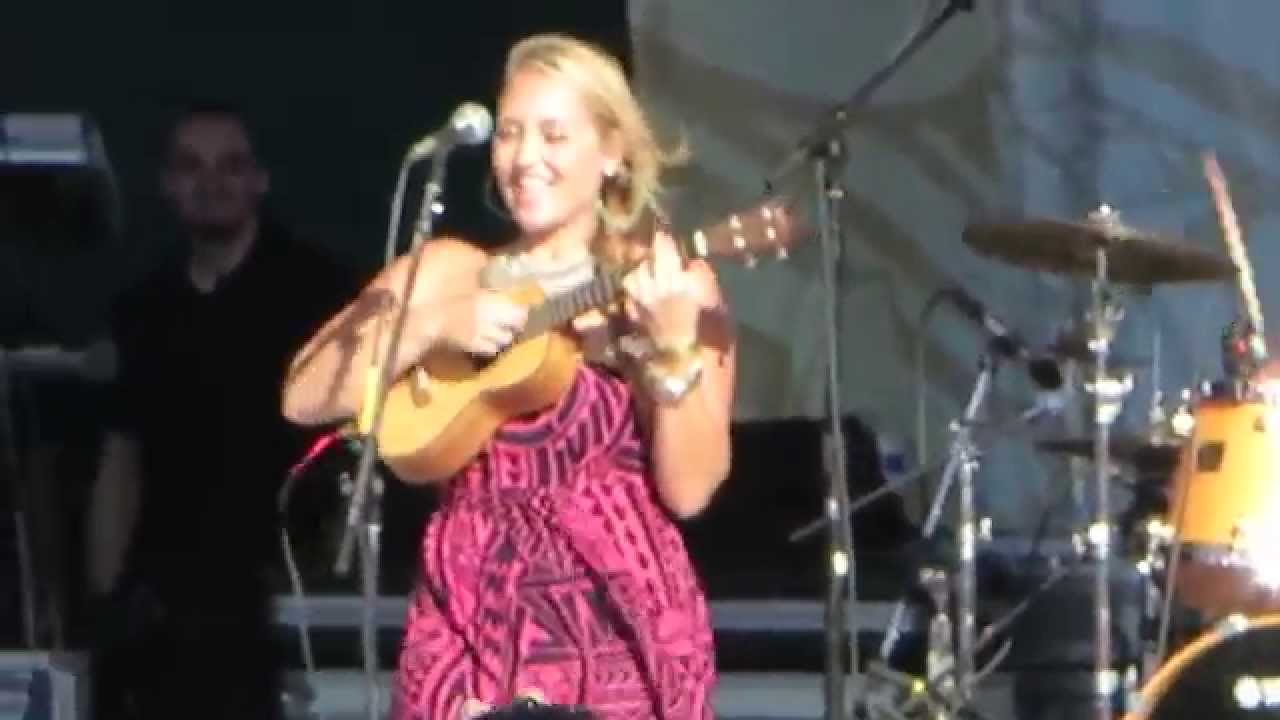 Simple Love Song- Anuhea Island Reggae Festival 2014 - YouTube