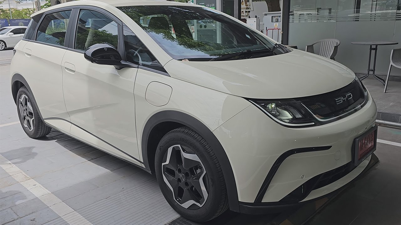 New 2023 BYD Dolphin 410KM Standard Range Coastal Cream - YouTube