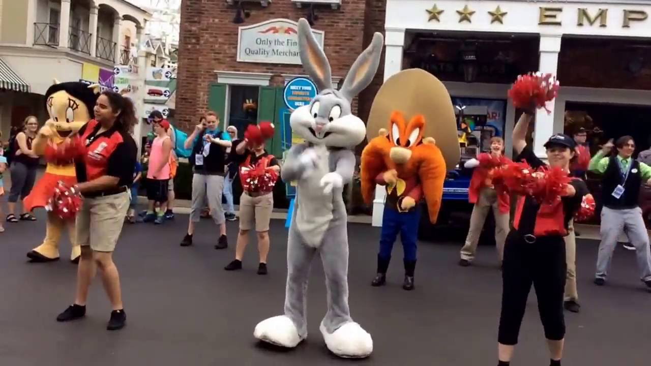 Six Flags Mega Party 2016 - YouTube