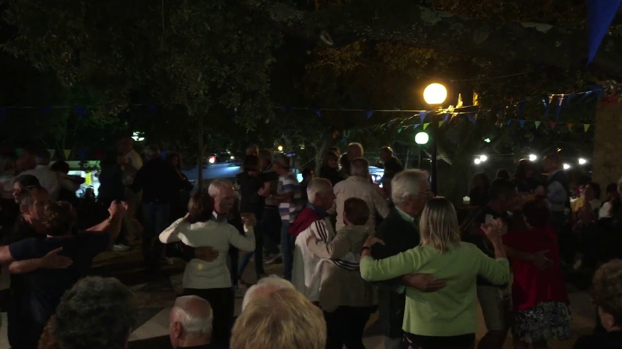 Italian Styled Dancing - YouTube