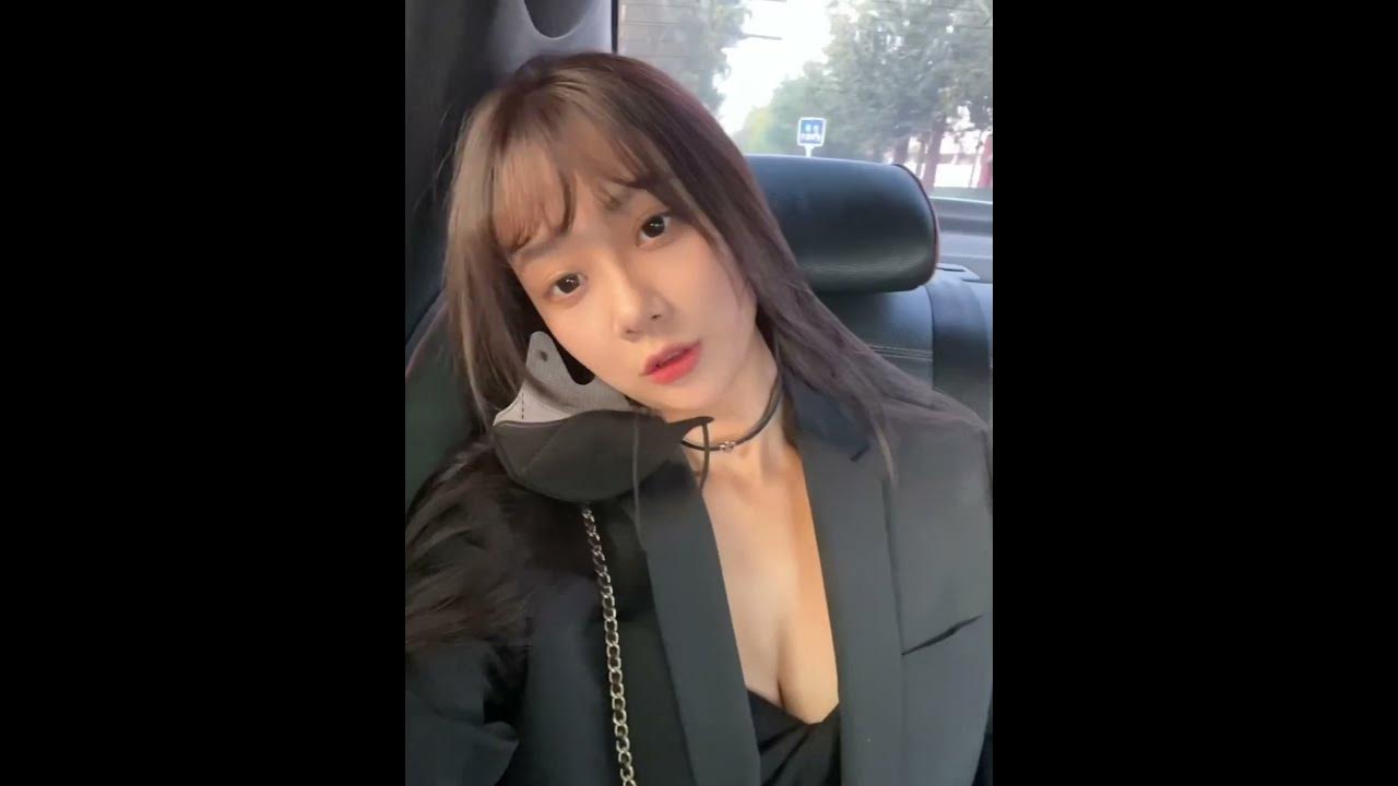 172_48kg乘务长｜上班丑关我下班什么事 - YouTube