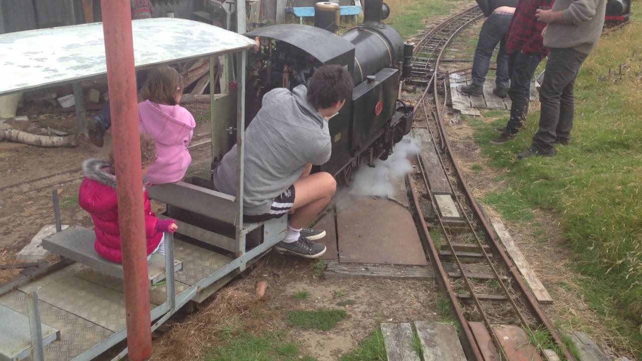 15" Gauge Model Steam Engine NZ - YouTube