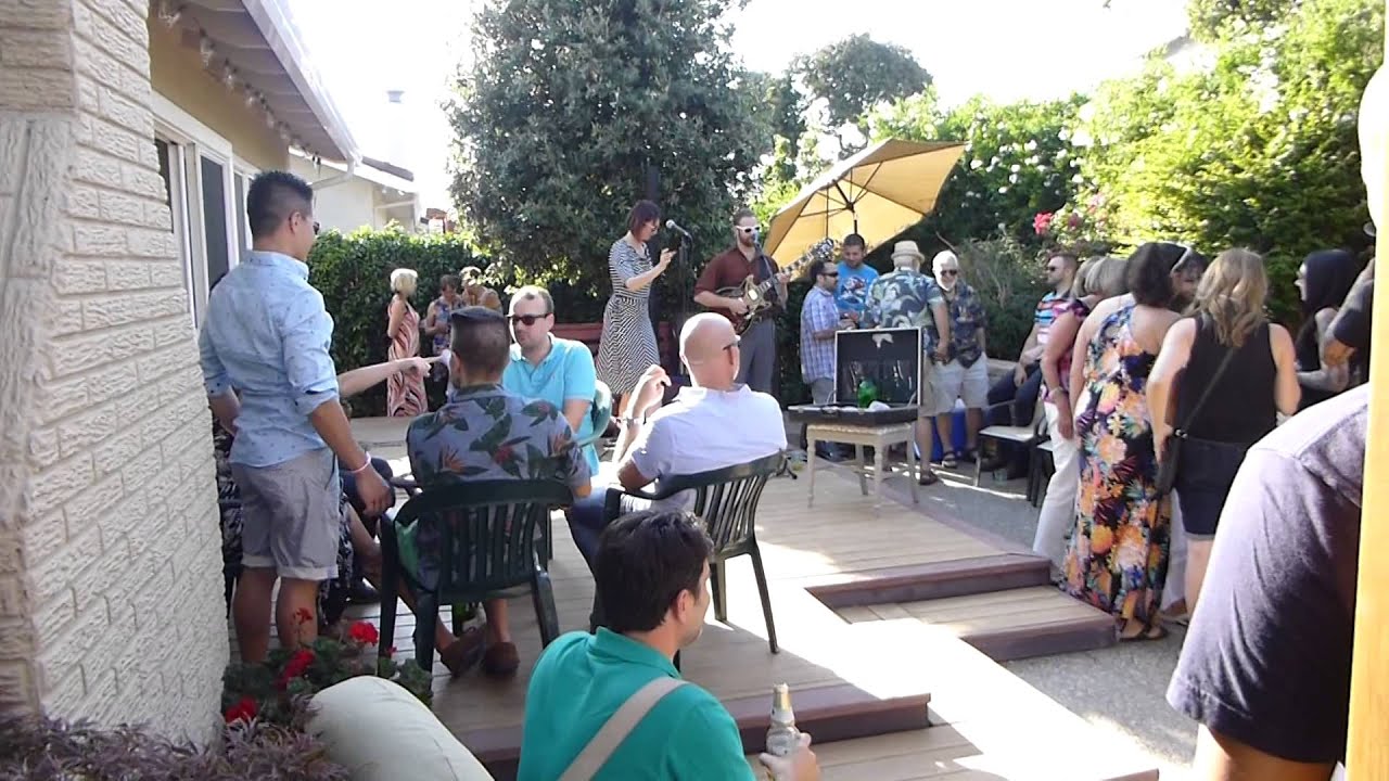 TumbleDown House 1 - YouTube