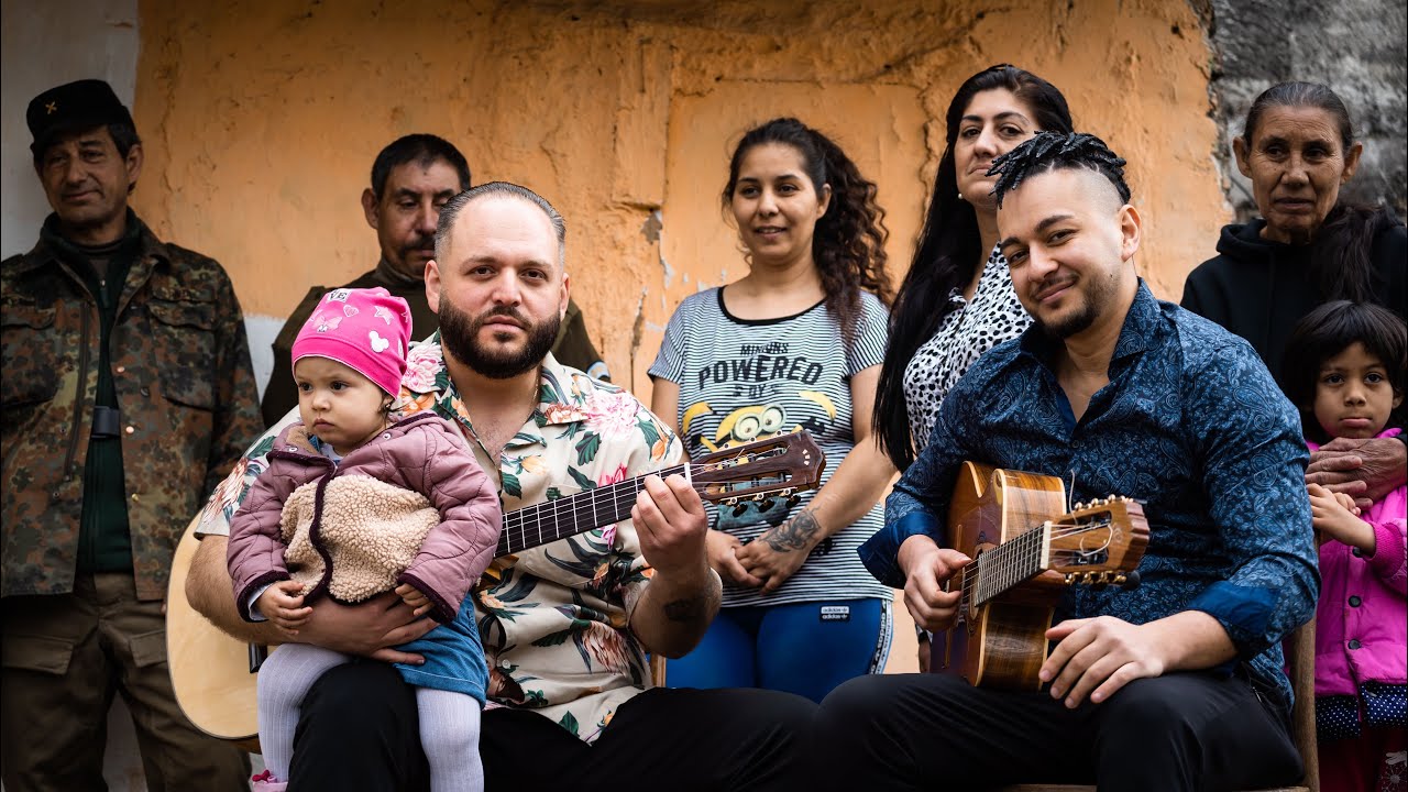 Tomáš Botló ft. Mate Palasti - Rom |Official Video| - YouTube