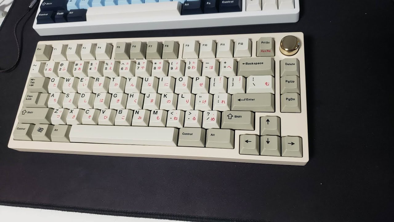 QK75 Boba U4T PC Plate - YouTube