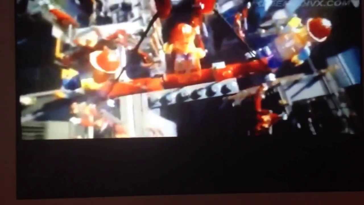 Todo es increíble "la lego canción" - YouTube