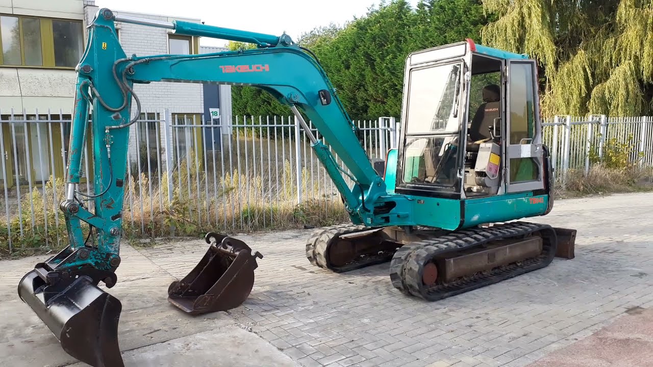 Takeuchi TB045, 4 538 uur - YouTube
