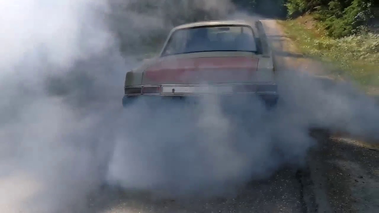 Dodge Dart turbo burnout - YouTube