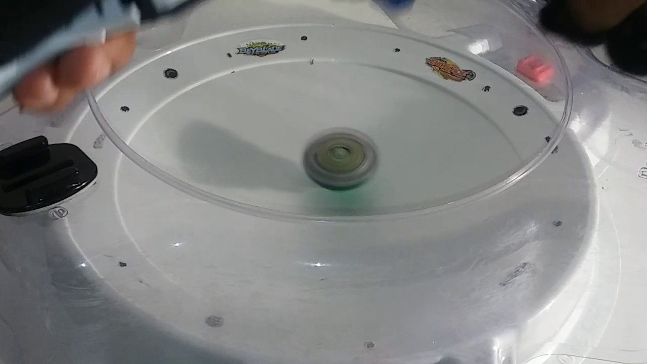Beyblade Burst: Chain launch in real life! - YouTube