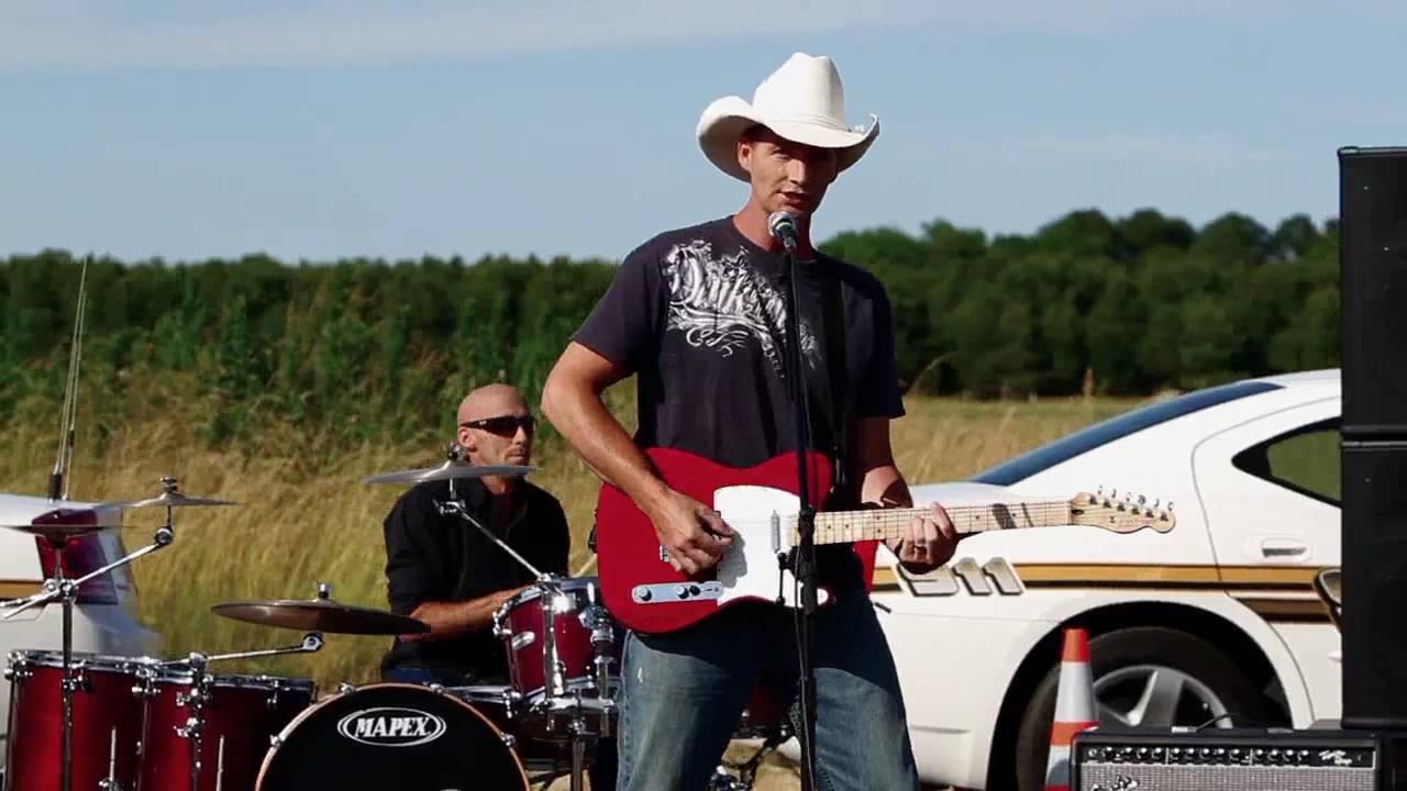 Mark Alan Linton - "She's On The Run Again" - YouTube