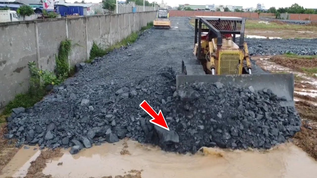 Ep5 Incredible !! Build Road, working By Dozer KOMATSU D58 and SHACMAN ...