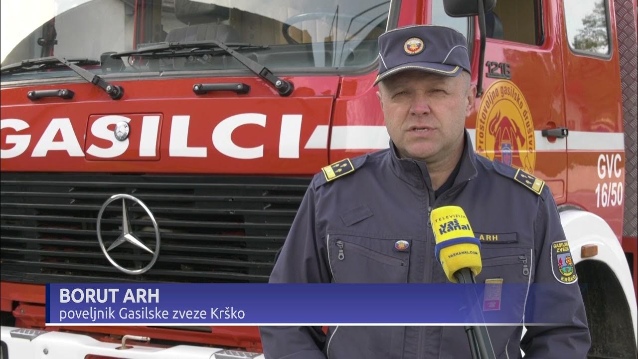Krški gasilci z novimi vozili - YouTube
