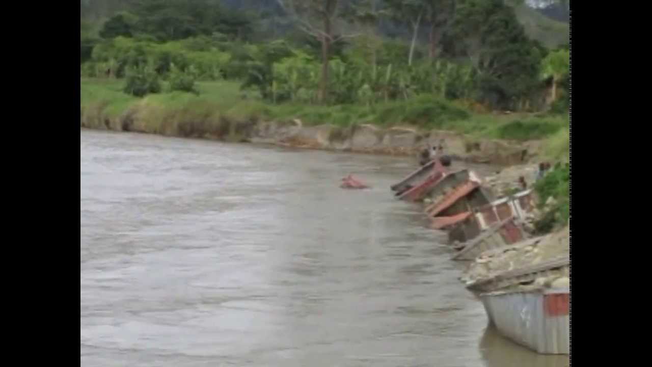 Crossing Wahgi River - The man eater - Returning home - YouTube