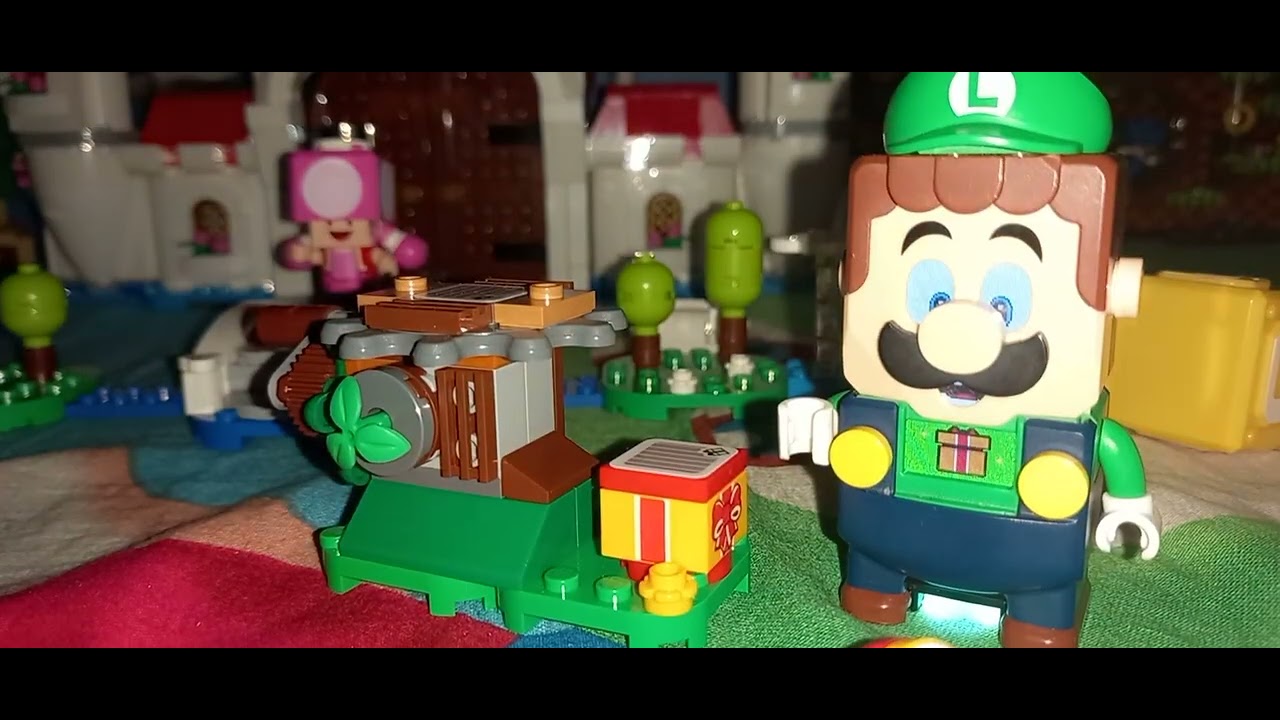 Lego Luigi Explains about Berries and Cakes - YouTube