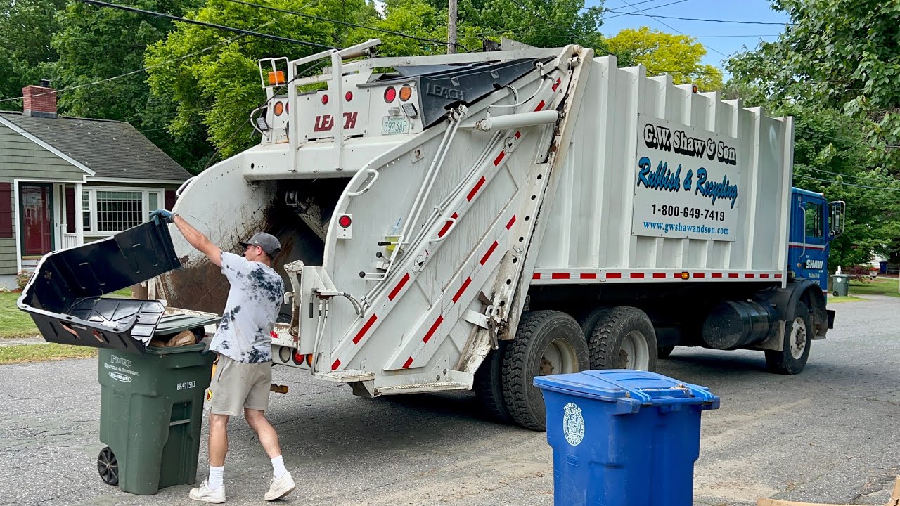 Shaw Rubbish Garbage Truck Flying Through Trash - YouTube