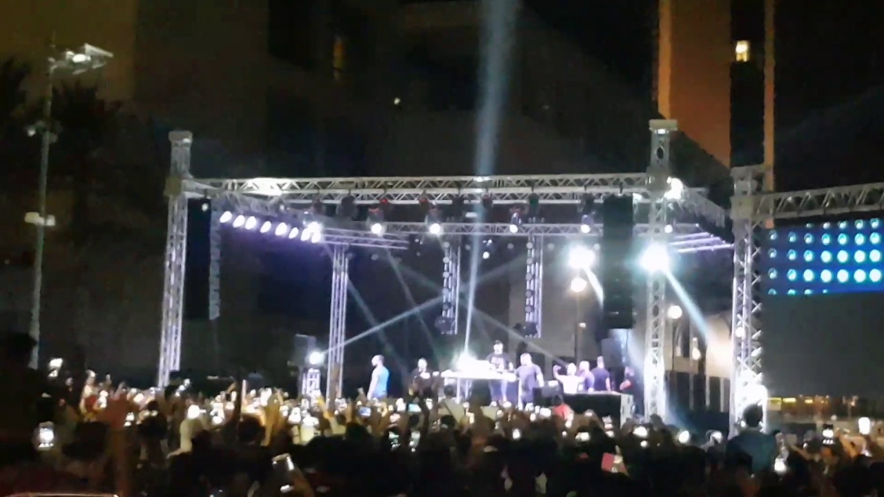 Concert de lacrim - oran 2017 - YouTube