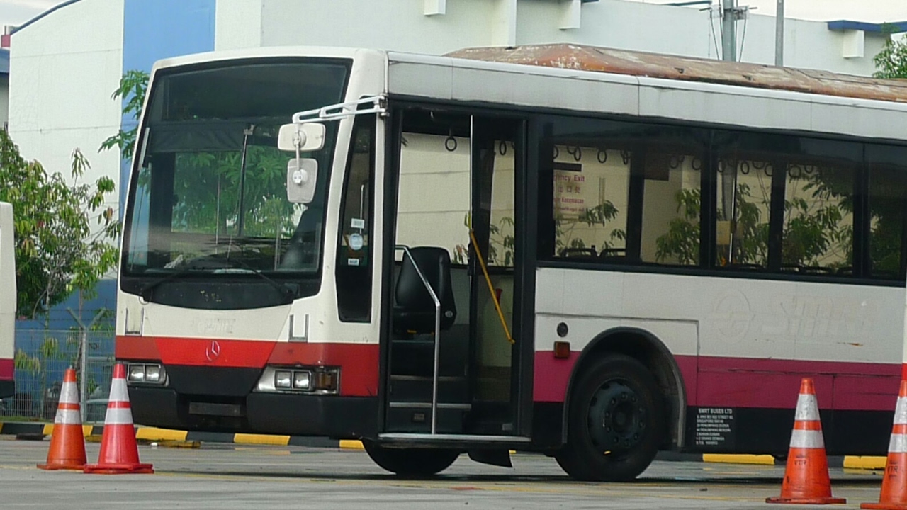 Bus Spotting Episode 12 - YouTube