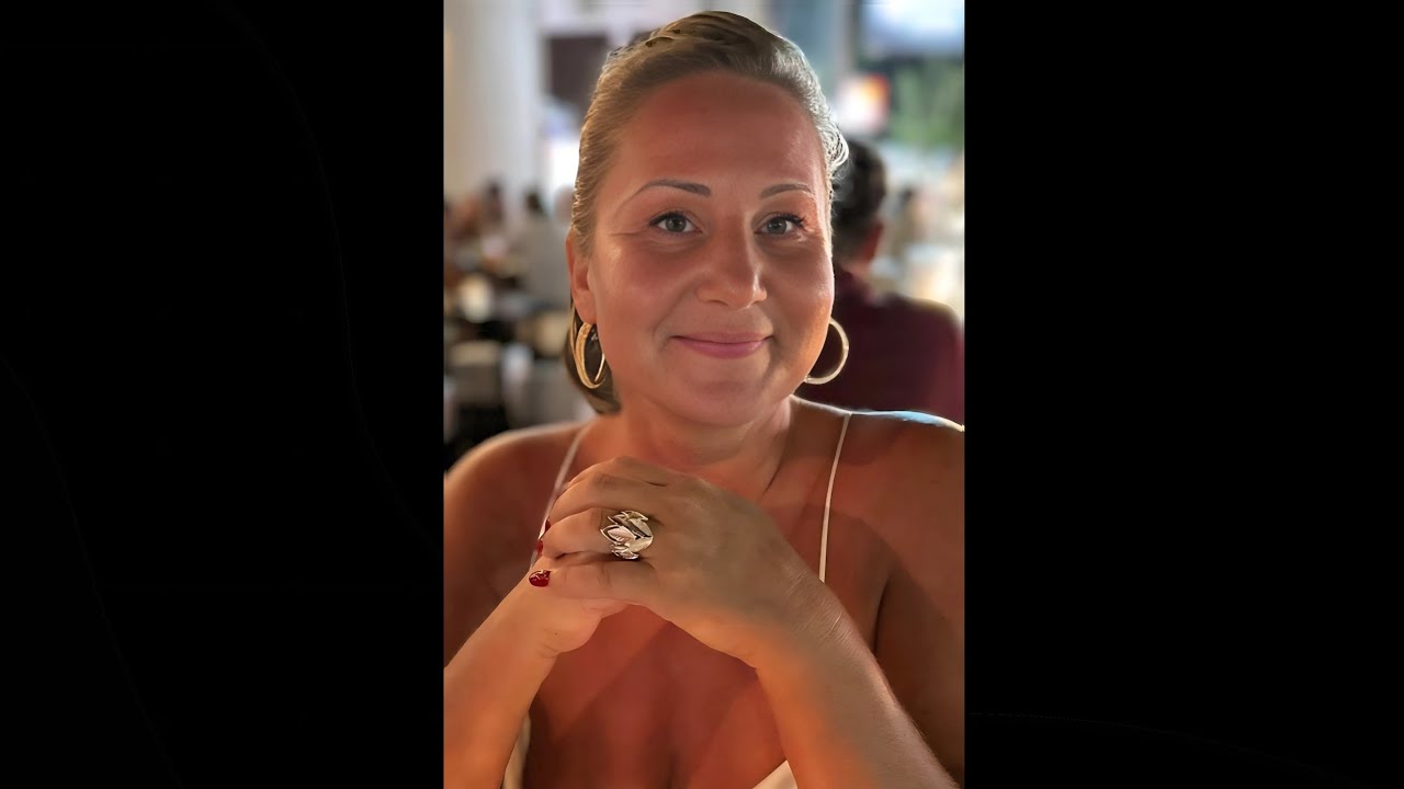 BIANCA SCHIECK 🟡 Elegant and Radiant at 47 | A Timeless Icon of Mature ...